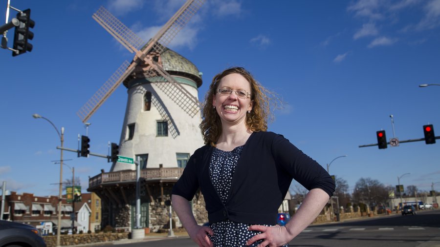 40 under 40 2019: Elizabeth Cook leads the Mercy Birthing Center to new ...