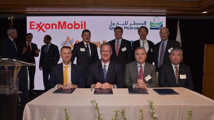 Exxon and Qatar’s Golden Pass LNG project to move forward, contracts ...