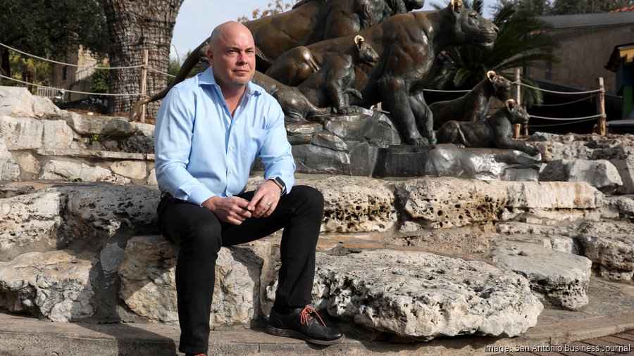 Possible second shutdown could endanger SA Zoo - San Antonio Business ...