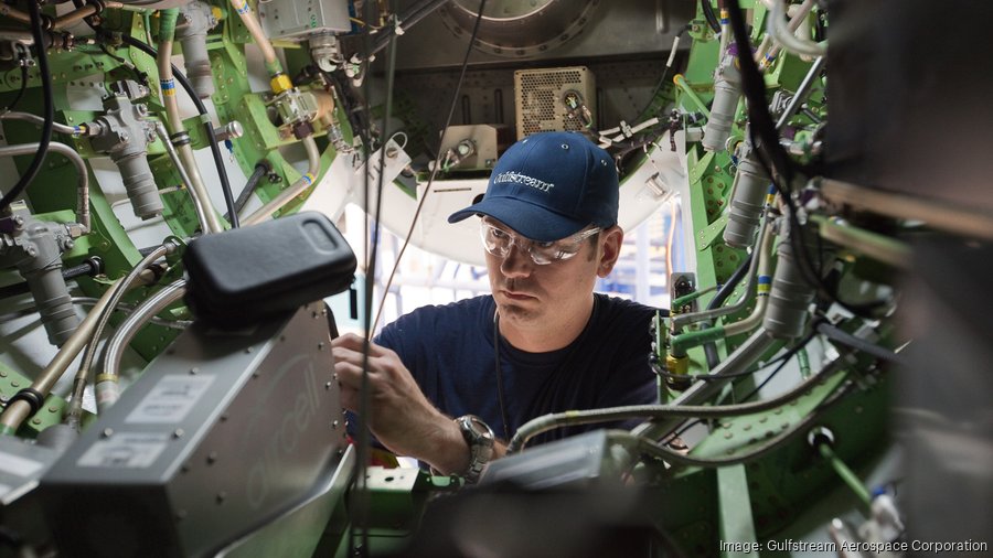 Gulfstream's Dallas facility sees more than 1,000 jet visits annually ...