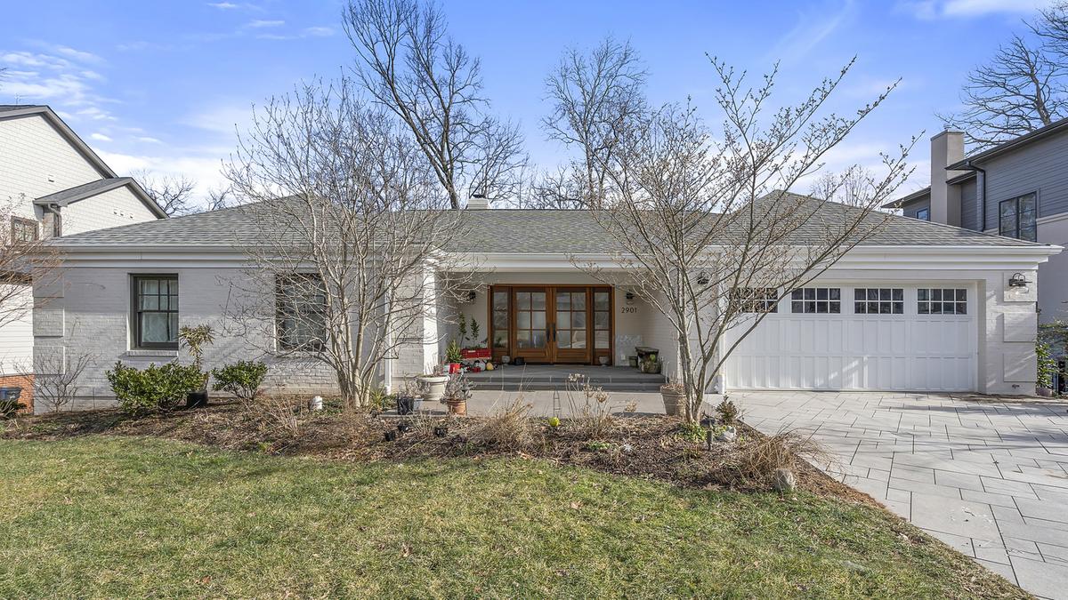 Todd Hitt's Arlington home for sale - Washington Business Journal