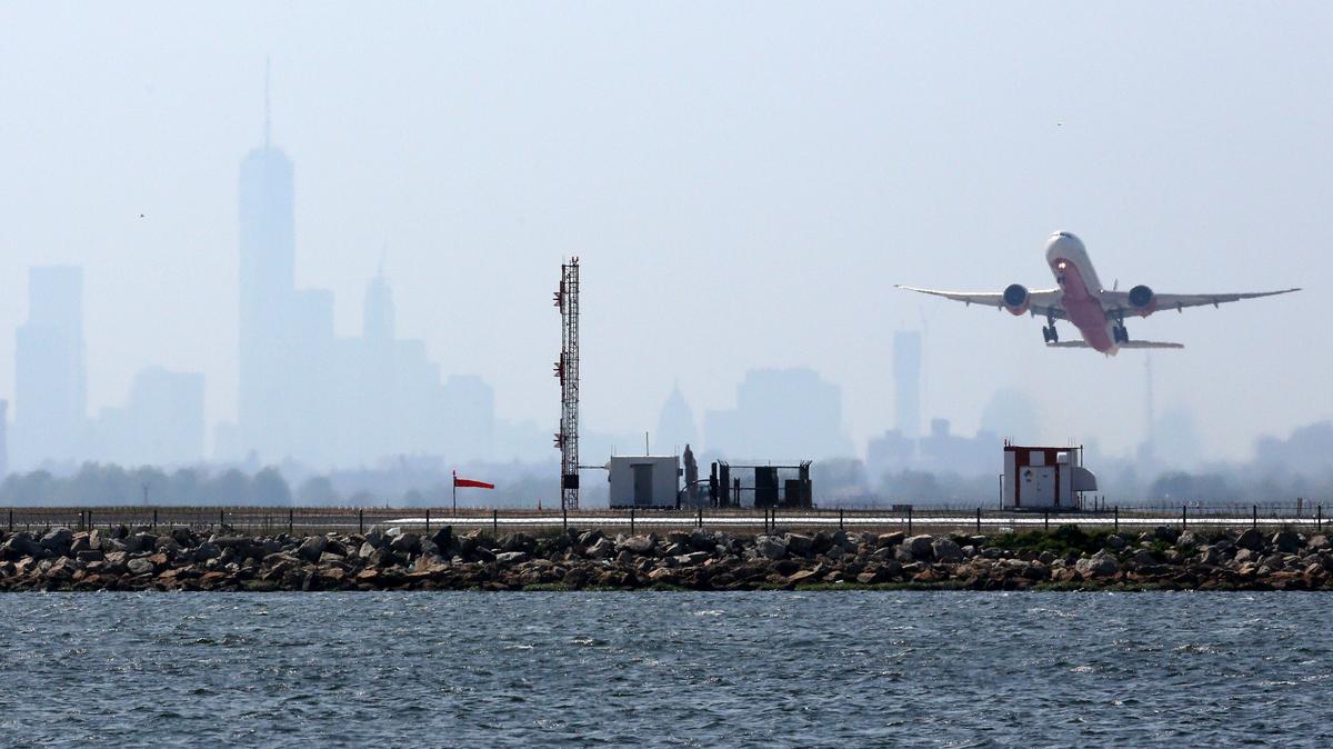 JFK Airport reopens busy runway after $355M reconstruction project ...
