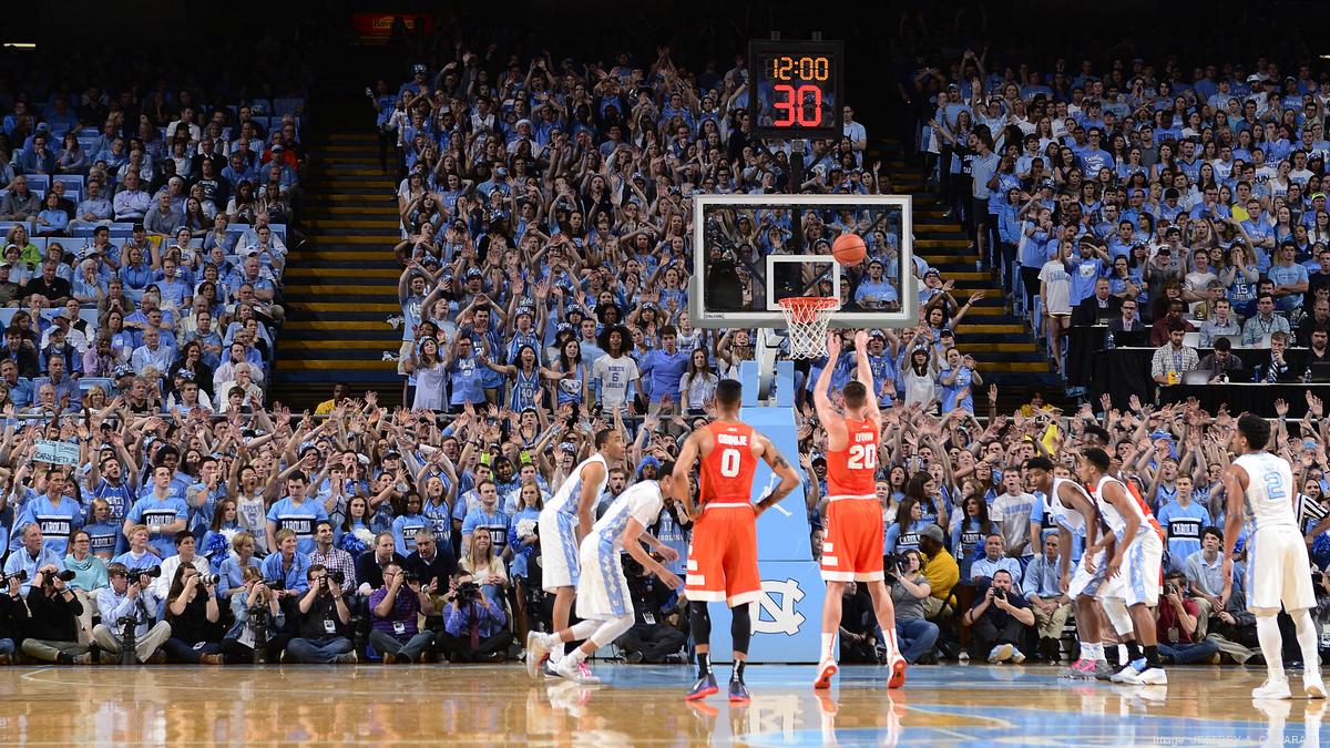 College basketball puts pieces together for season - Chicago Business ...