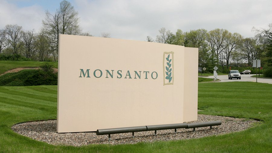 Monsanto reassures farmers on Big Data - St. Louis Business Journal