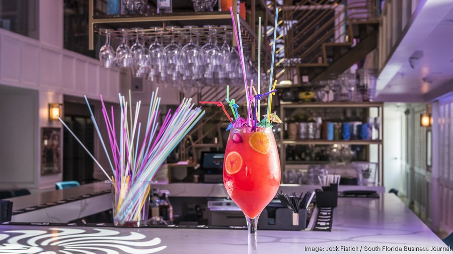 Pitbull's iLov305 opens in Miami Beach (Photos) - South Florida ...