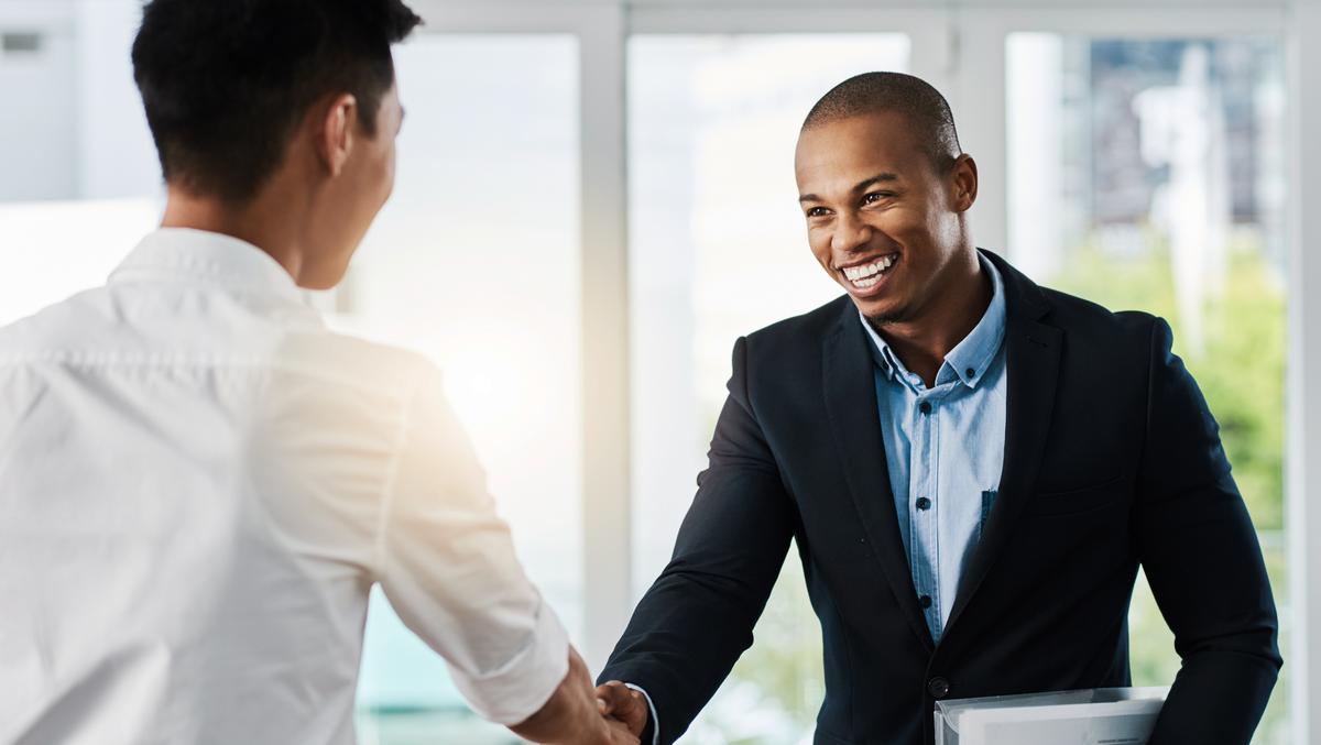 Insider tips from recruiters on what makes candidates stand out ...