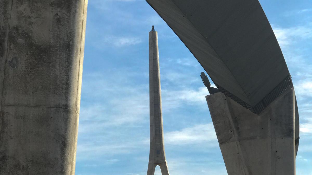 Dublin Bridge Park update: New library, pedestrian bridge + drone ...