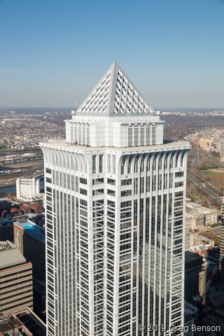 RSM moving Center City office with full-floor lease in trophy tower ...