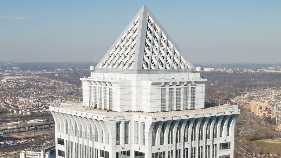 Akin Gump signs lease at 1735 Market St., owned by Silverstein ...