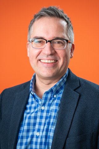 JLL negotiates big new Seattle office lease for texting firm Zipwhip ...