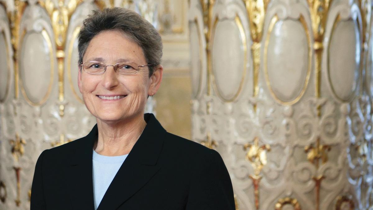 Fox Rothschild Outstanding CEOs and Top Executives awards: Ruth ...