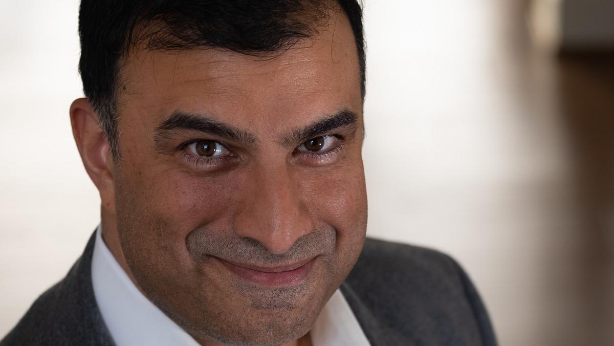 Tinder hires Facebook veteran Ravi Mehta to oversee product development ...