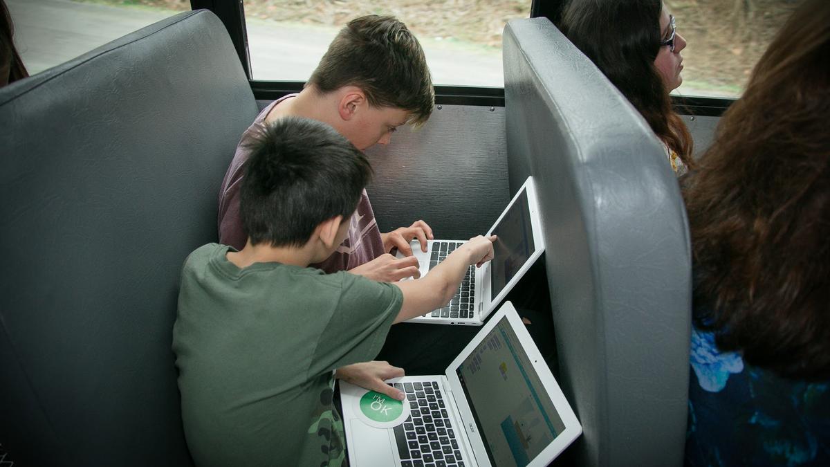 Google's Rolling Study Halls initiative at work in McGuffey School ...