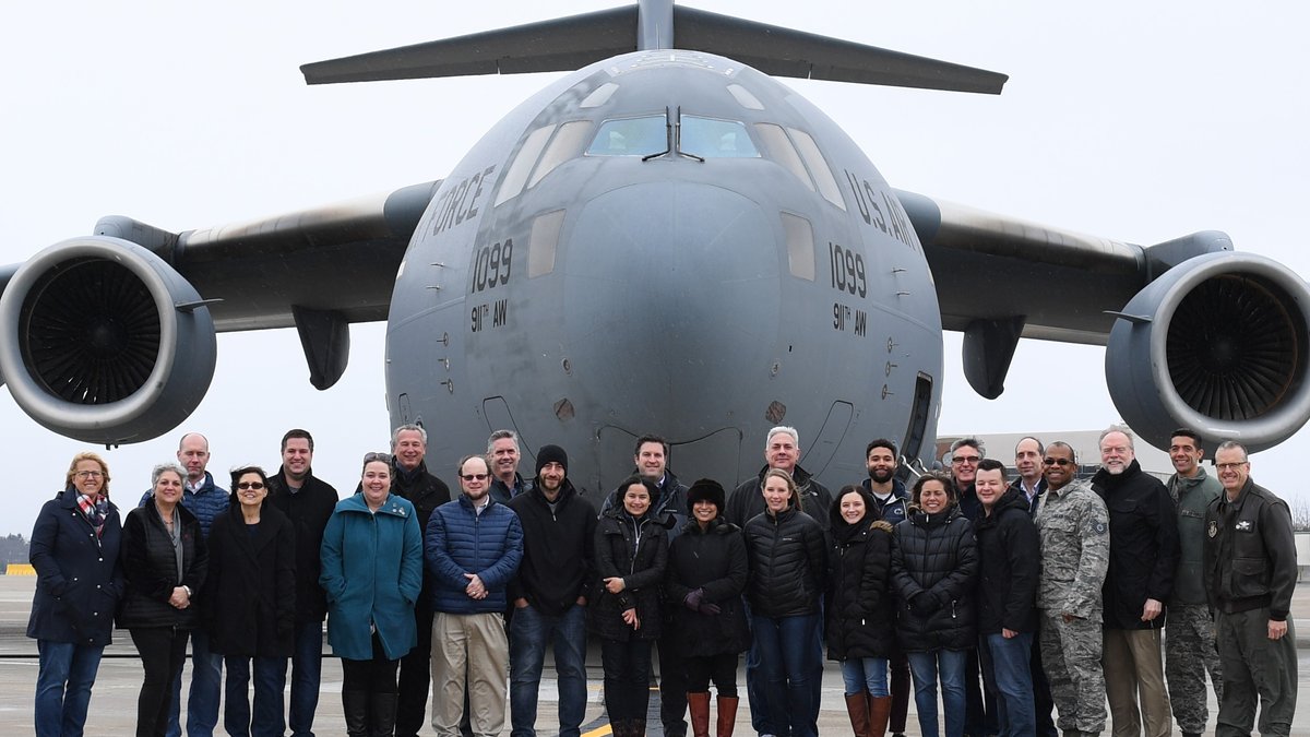 PHOTOS: Around Town N'at: 911th Airlift Wing, MDA's Toast to Life ...