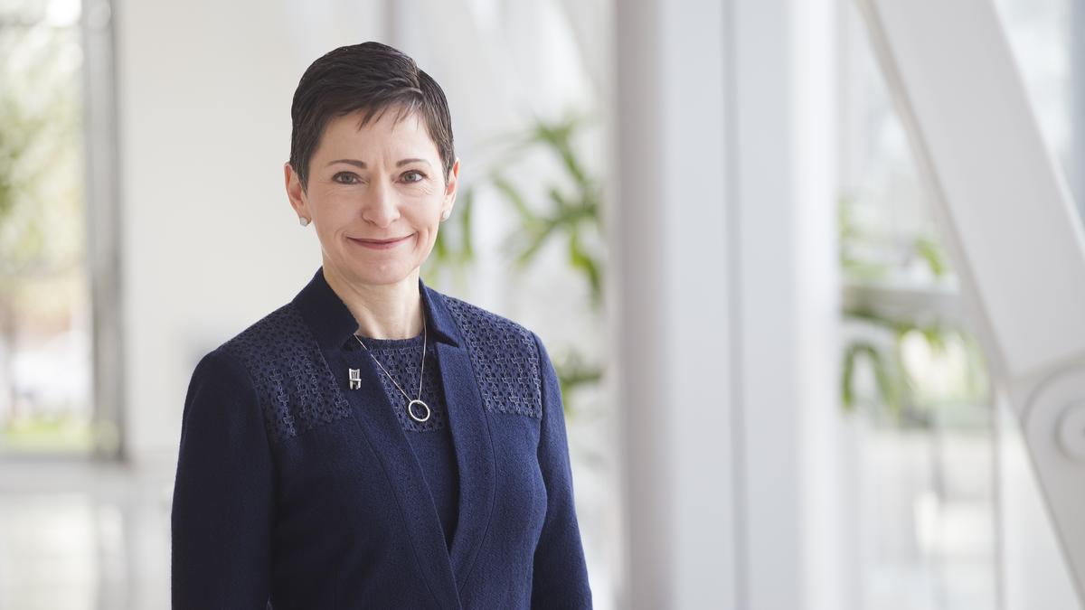 Edward Jones, Stifel top J.D. Powers list - St. Louis Business Journal