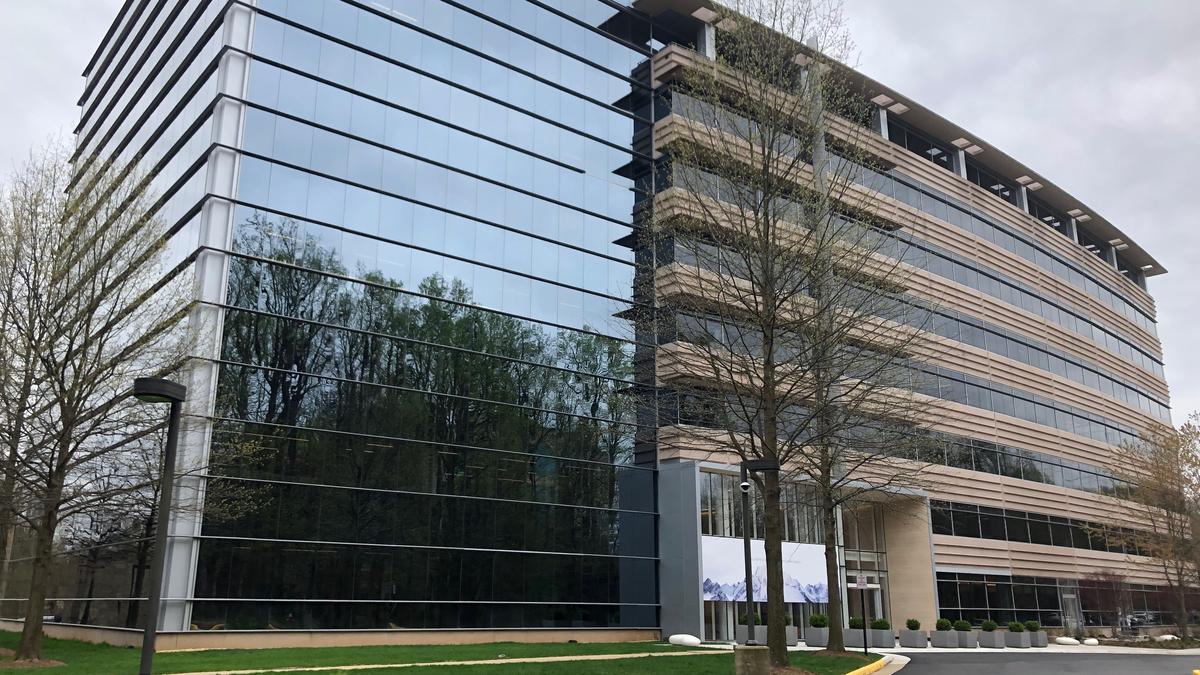 GDIT headquarters in Falls Church sold by Clarion Partners, per JLL ...