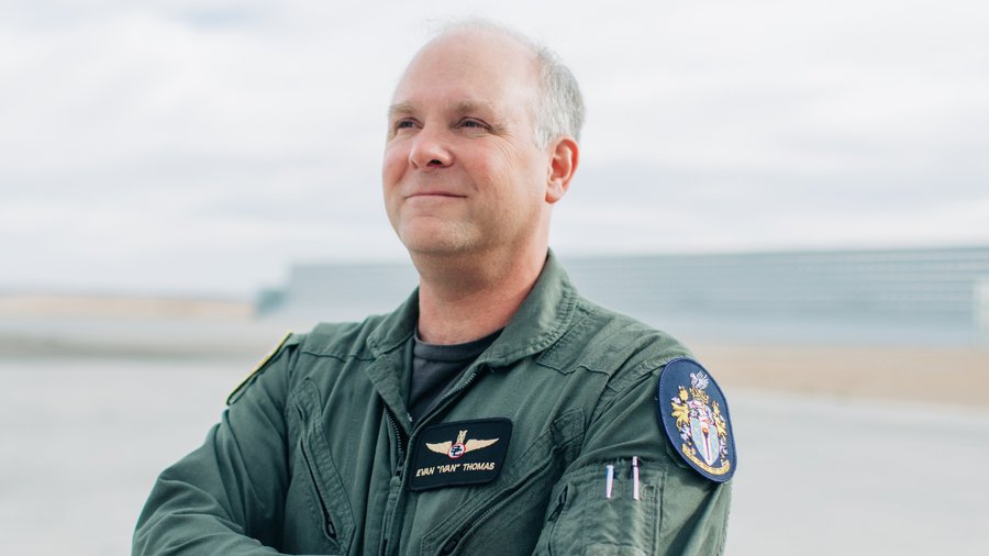 Report: Billionaire pilot buys MiG-29 fighter jet from Paul Allen's ...