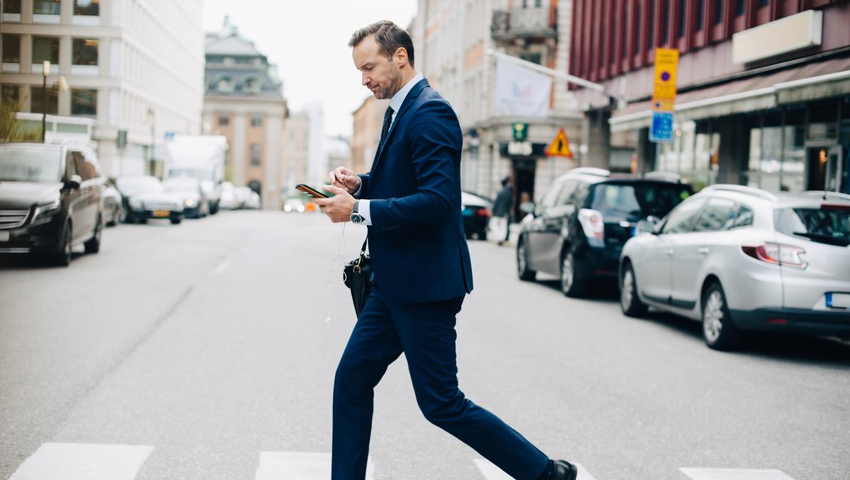 Tips to reduce the dangers of distracted walking - Portland Business ...