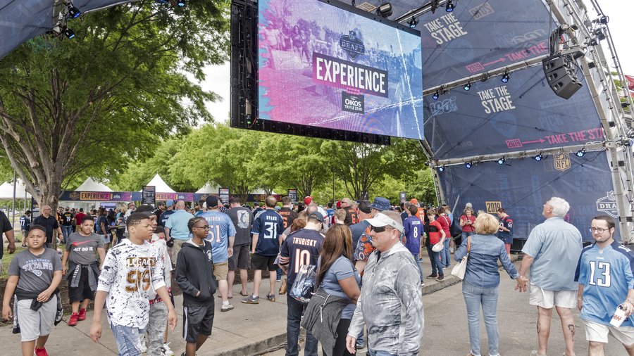 Slideshow: Go inside the NFL Draft's first day in Music City ...