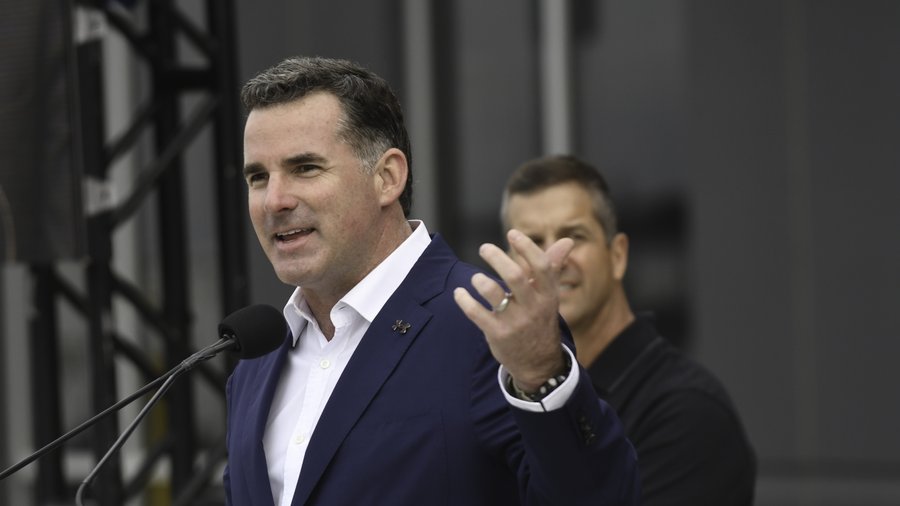 Under Armour CEO Kevin Plank says college athletes should be 'fairly ...