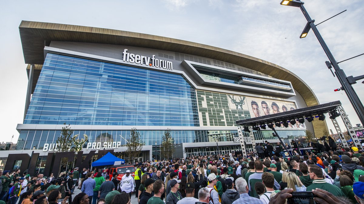 Fiserv Forum has new seating, ticket offers for Bucks' second year ...