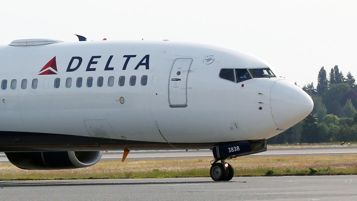 Delta Air Lines expands Sea-Tac Airport communications center - Atlanta ...