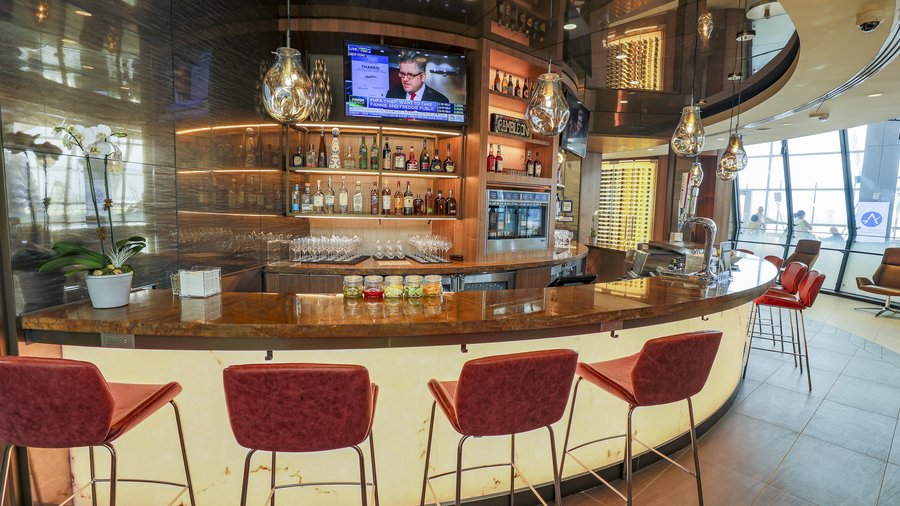 ABIA's new exclusive club: Delta Sky Club debuts at Austin airport ...