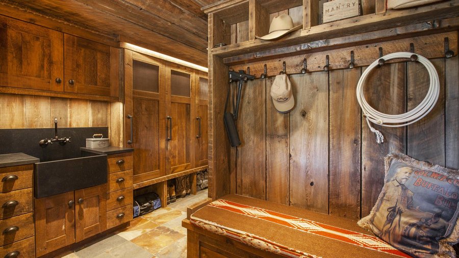 Bear Gulch Ranch in Allenspark, Colorado