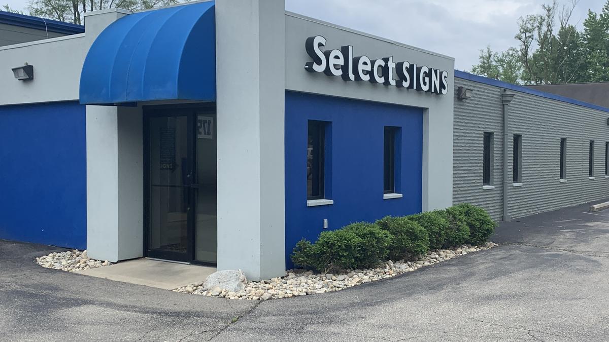 Select Sign settles into new location, increases hiring - Dayton ...