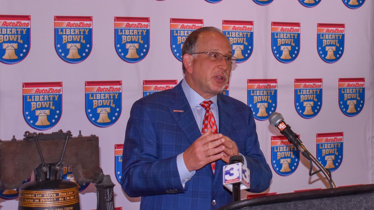 Mark Finestone, EVP of strategy and innovation at AutoZone Inc., to ...