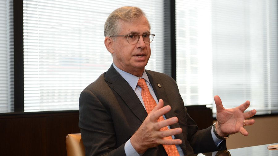 SunTrust, BB&T pick Truist as combined bank name - Atlanta Business ...