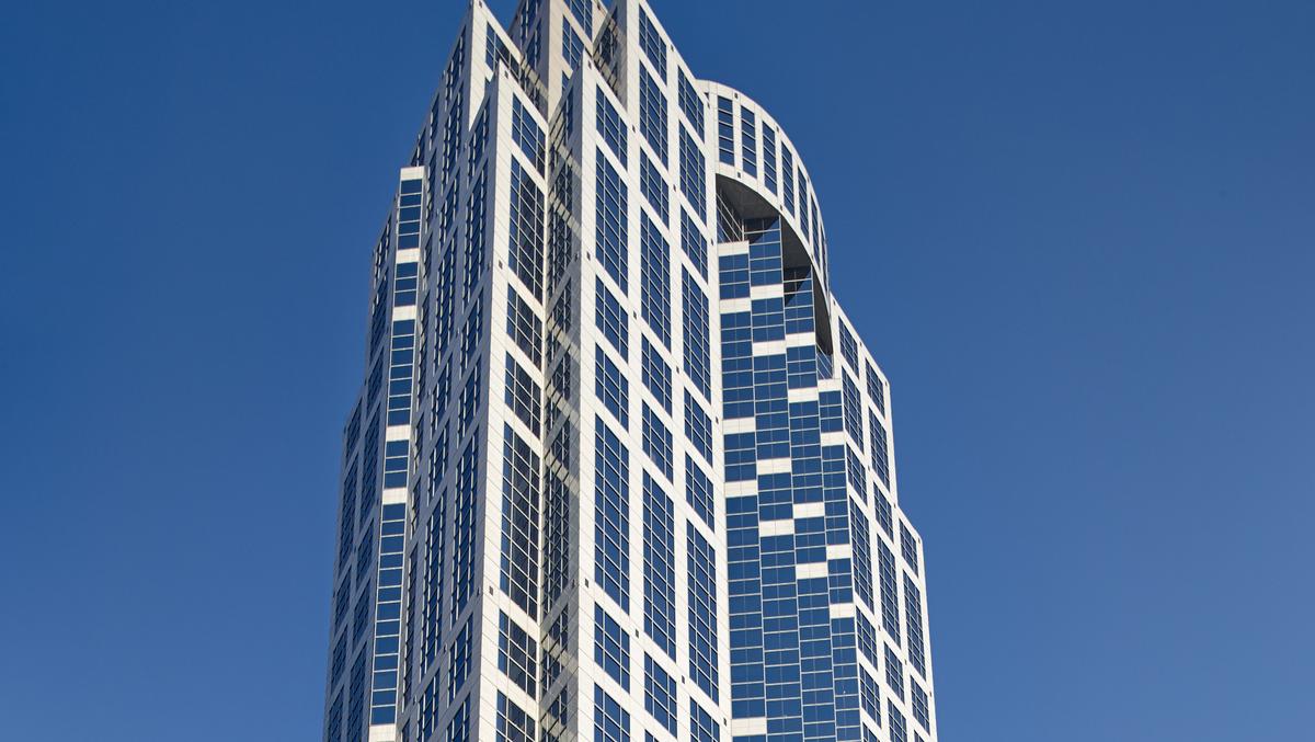 EQ Office buys two Seattle towers for $1.2B from Ivanhoe Cambridge ...
