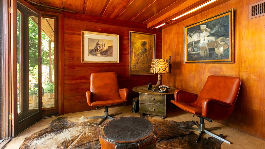 Frank Lloyd Wright-designed Sondern-Alder house - lounge