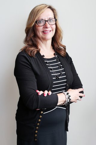 Robin Toth, Washington's aerospace lead, works to land Boeing's new ...