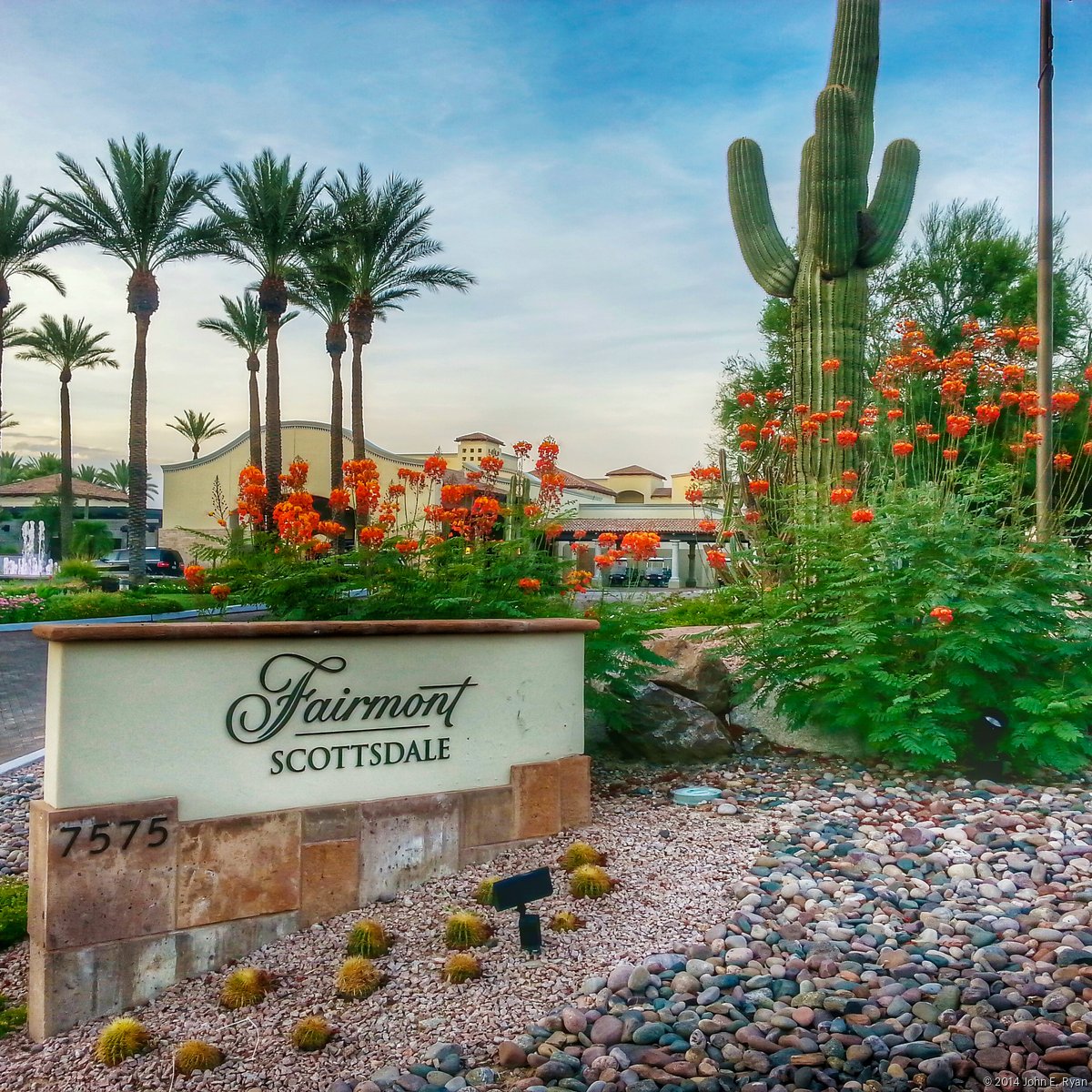 Fairmont Scottsdale Logo