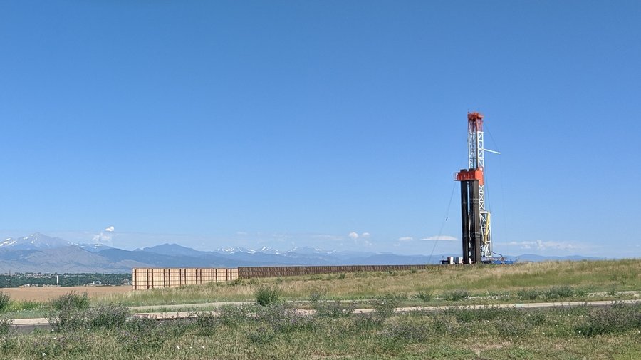 Broomfield asks the state to limit Extraction's oil well fracking, and ...