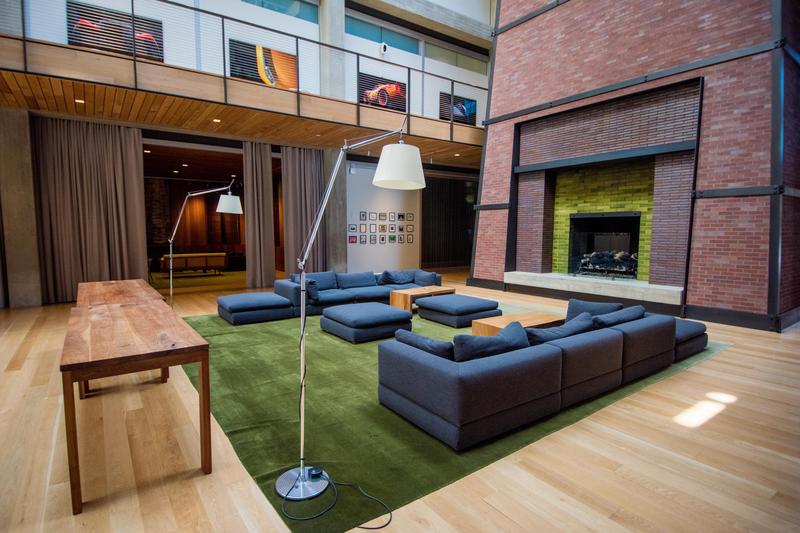 Pixar Animation Studios - Bizwomen