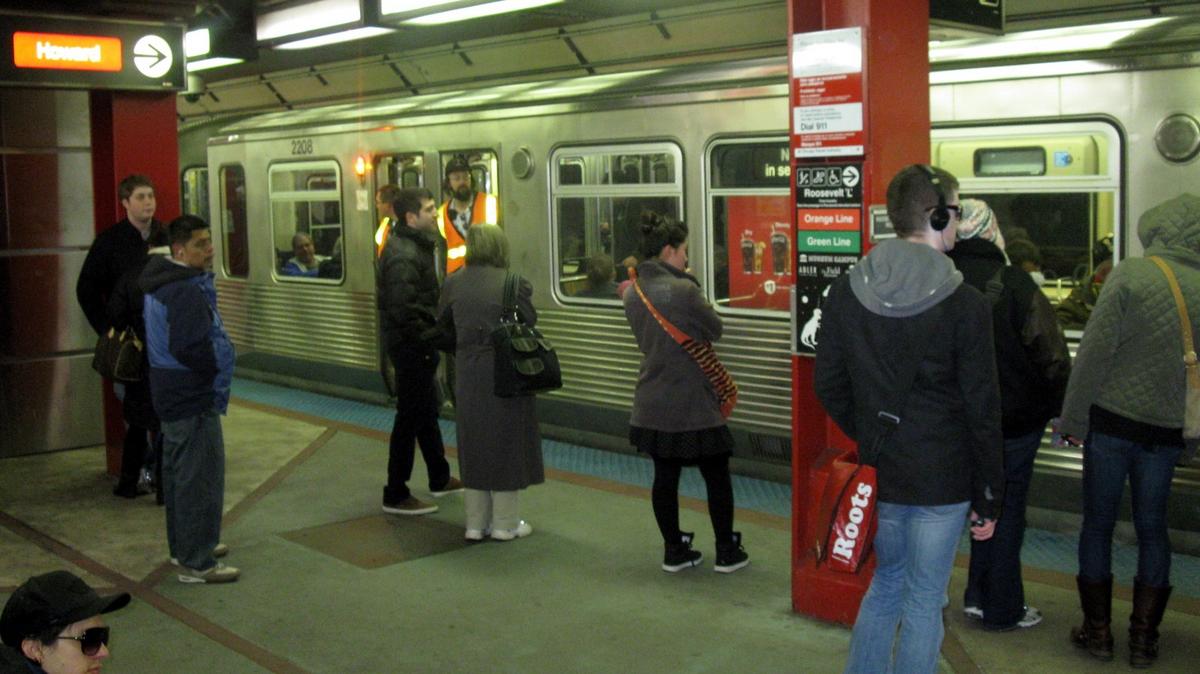 Chicago Transit Authority upgrading subway wireless network - Chicago ...