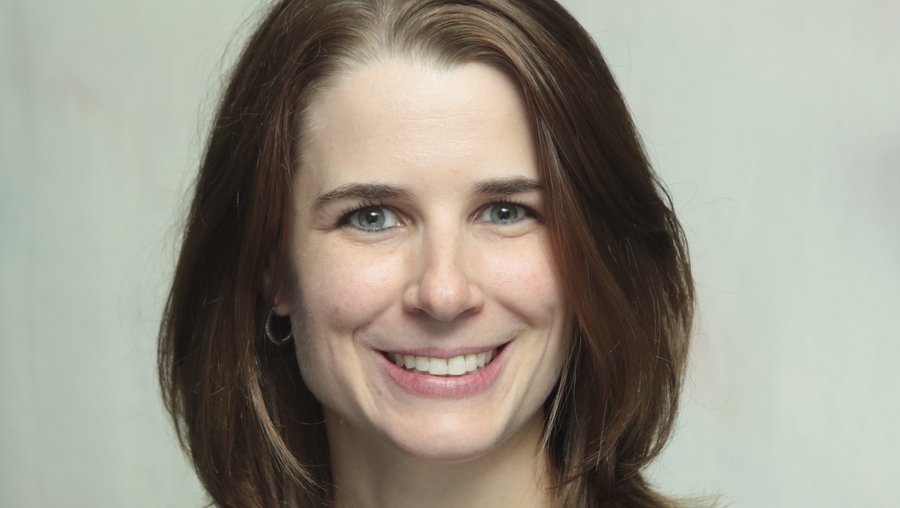 46 - Jessica Mrowzinski