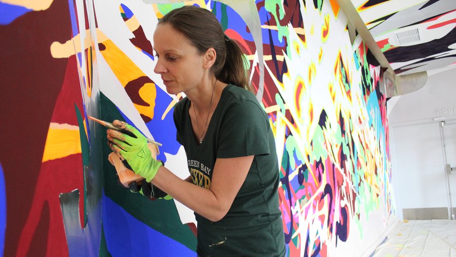 Time Equities brings German mural artist to Milwaukee's 310W ...