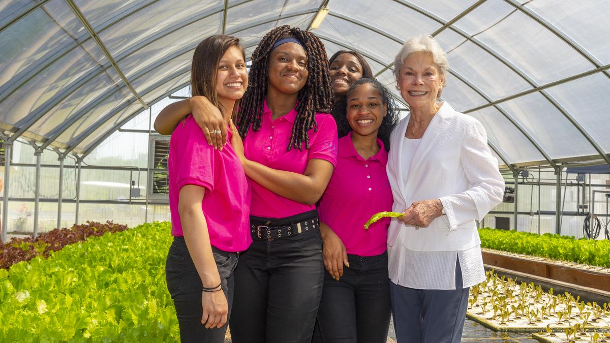 Houston Texans’ Janice McNair gives Pro-Vision its largest gift ever ...