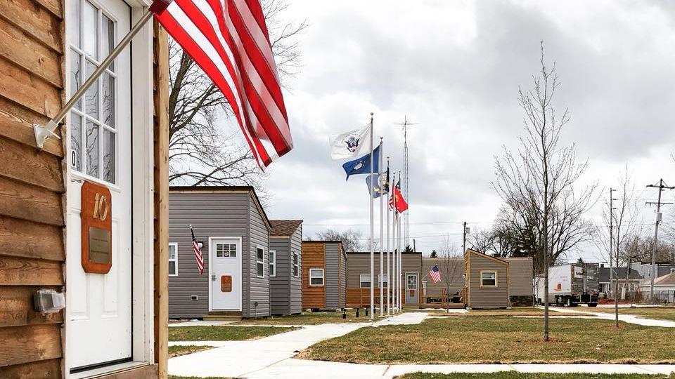 Milwaukee panel backs tiny homes plan for veterans - Milwaukee Business ...
