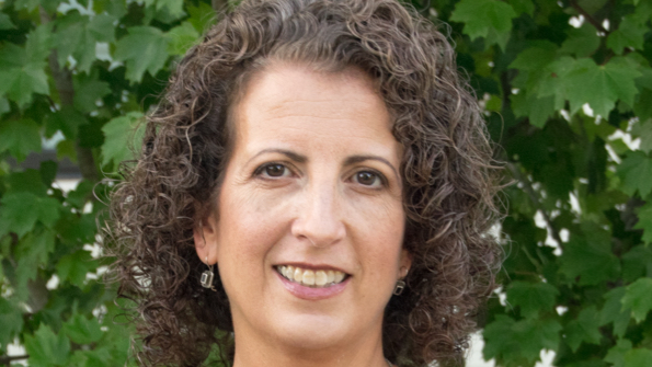 Guest column by Susan Ewing of Ewing Marketing on running marathons and ...