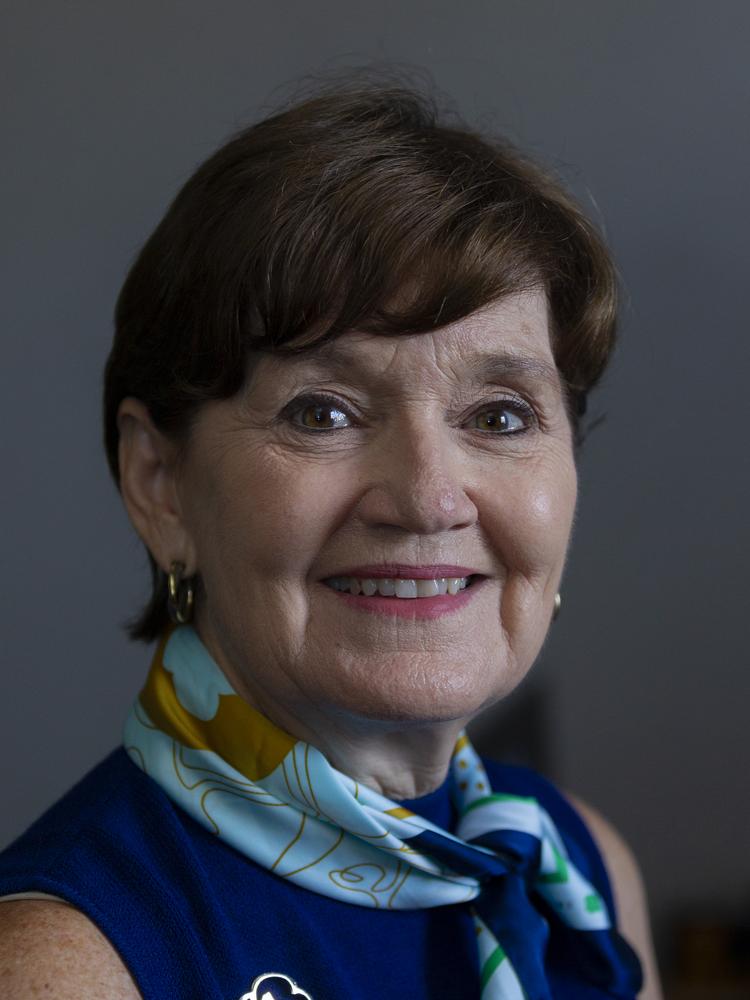 Susan Maine's Instagram, Twitter & Facebook on IDCrawl