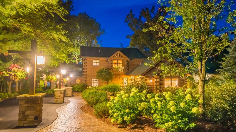 Pretty Lake dream cabin in Wisconsin is on 'lake country's best-kept ...