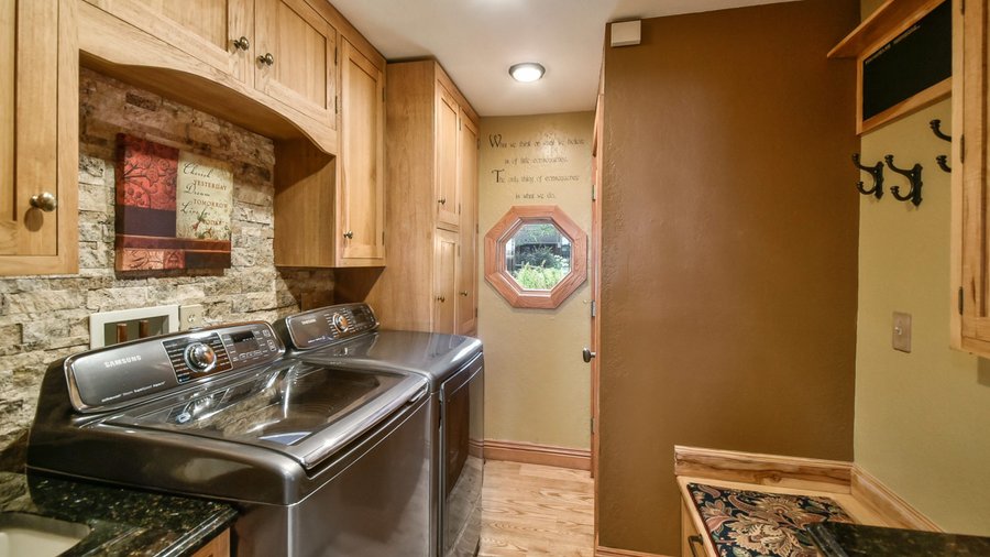 Pretty Lake dream cabin in Wisconsin is on 'lake country's best-kept ...