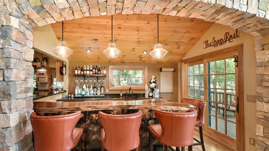 Pretty Lake dream cabin in Wisconsin is on 'lake country's best-kept ...