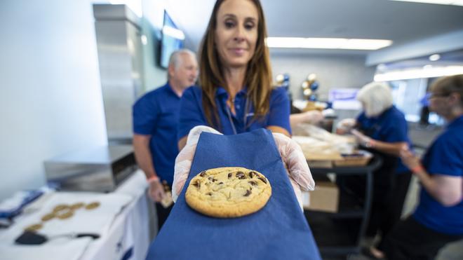 Working for takeoff: Midwest Express execs still plan comeback ...