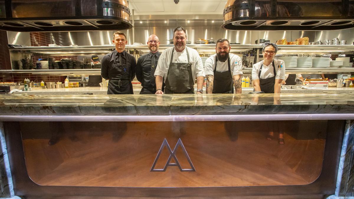 Maple & Ash in Scottsdale caters to different crowd - Phoenix Business ...