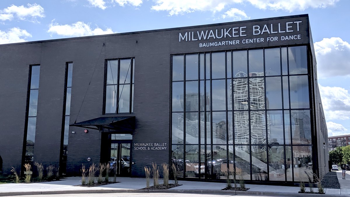 Milwaukee Ballet will present limited capacity 'Nutcracker' at 3rd Ward ...